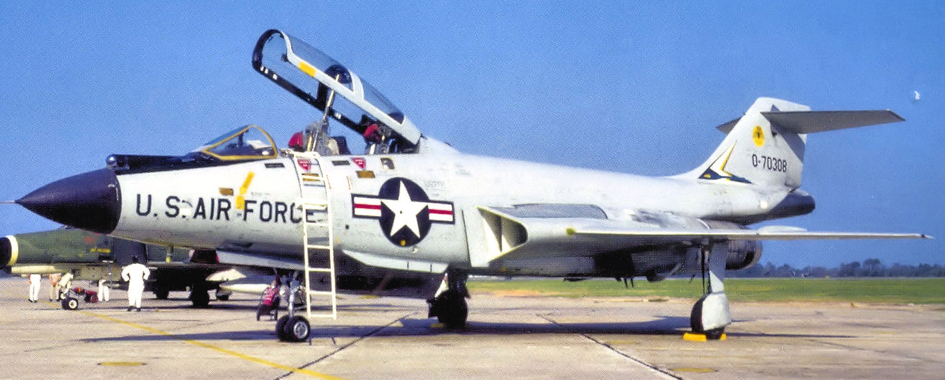 McDonnell F-101B Voodoo of the 25th FIW 59th Fighter Interceptor Sqd ...